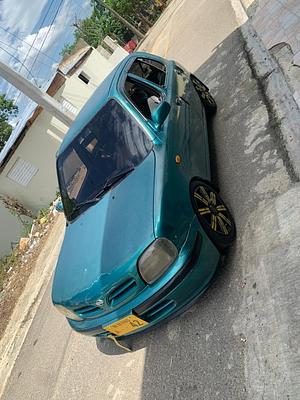Corotos | Nissan march 2000