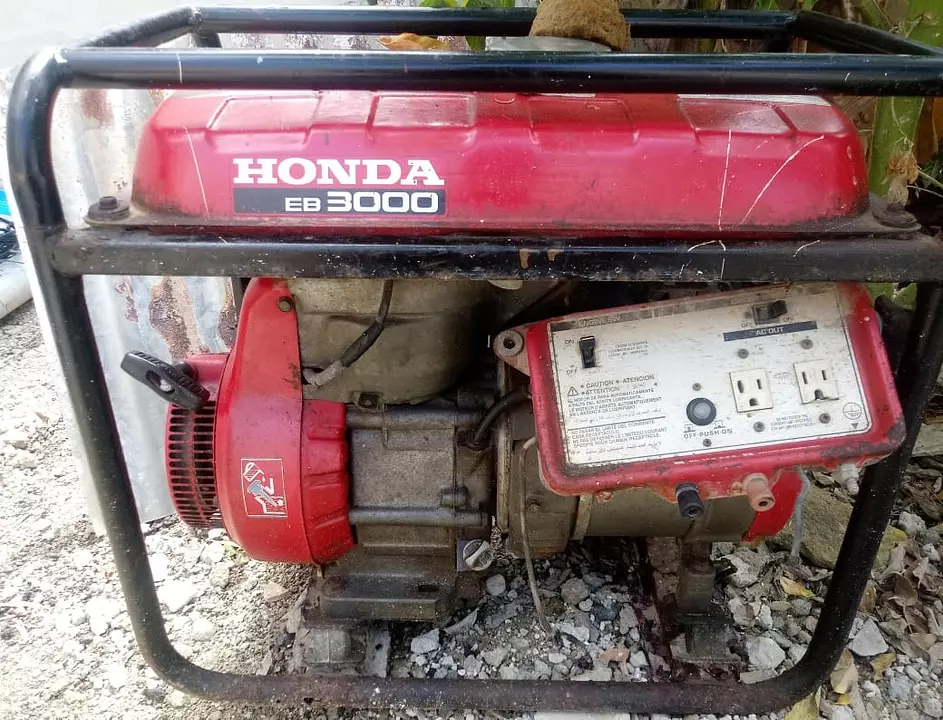 Corotos | planta eléctrica 3K, Honda EB300, excelentes condiciones en venta