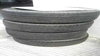 Corotos | Venta de 4 gomas usadas.
