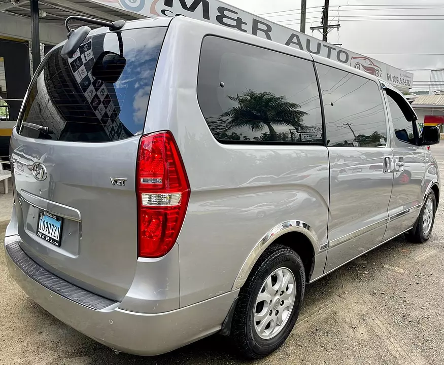 Corotos | Guagua Hyundai Grand Starex VGT Gasoil