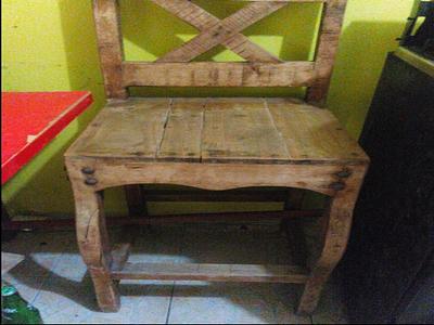 Corotos | Taburetes en Roble criollo