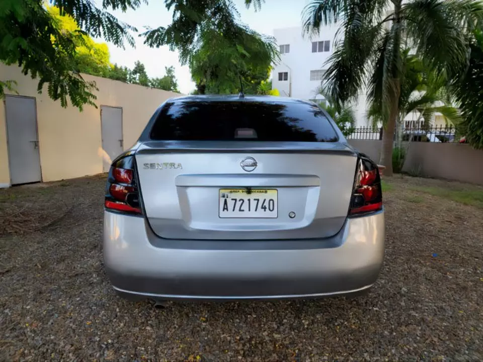 Corotos | Nissan Sentra B16 2009