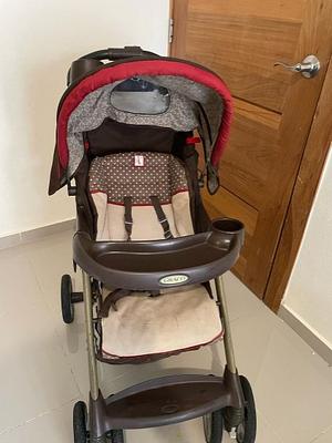 Corotos | Disponible, coche para bebé marca graco excelente condiciones.