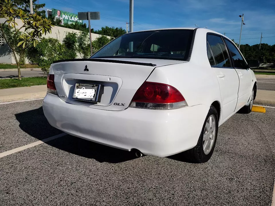 Corotos | 2007 Mitsubishi lancer GLX