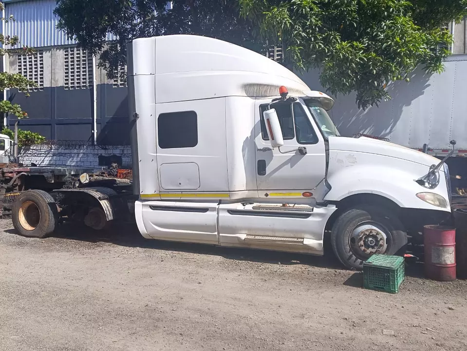 Corotos | CAMION INTERNATIONAL, MODELO PROSTAR, AÑO 2011, COLOR BLANCO