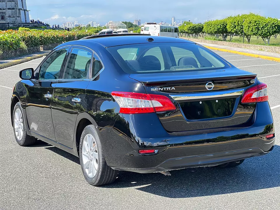 Corotos | Nissa Sentra SV 2015 full