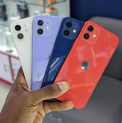 Corotos | Iphone 12 Normal 64GB Factory Unlocked Batería 95% 2 meses ...