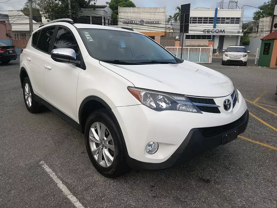 Corotos | VENDO, Jeepeta Toyota Rava LE, Año 2013, Precio 950000