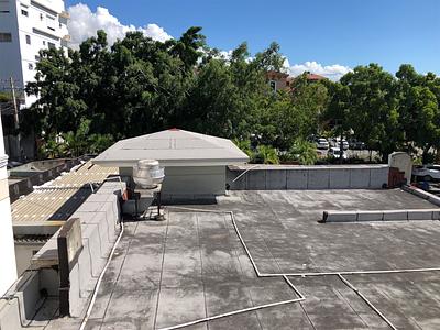 Corotos | Edificio Comercial en Gazcue, Santo Domingo, Distrito Nacional.