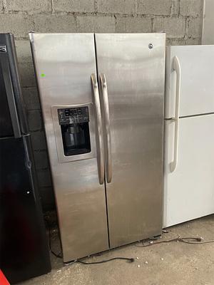 Corotos | Nevera general eléctric cromada