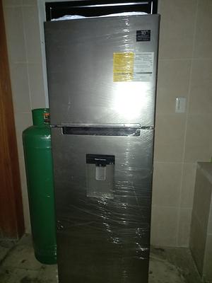 Corotos | Nevera cromada