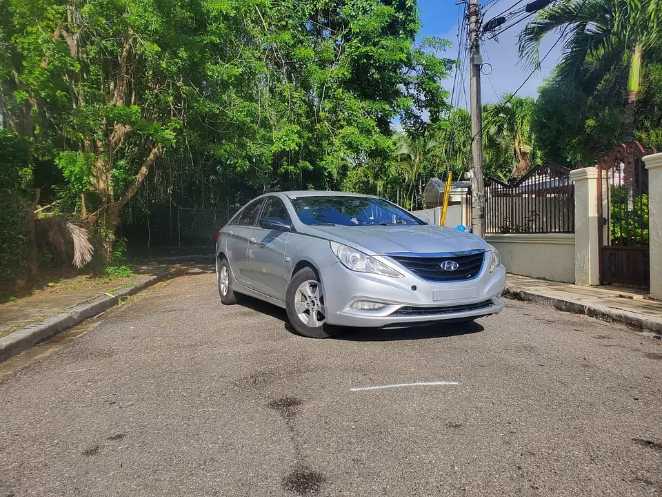 Corotos | Hyundai Sonata Y20 2011 (Precio negociable)