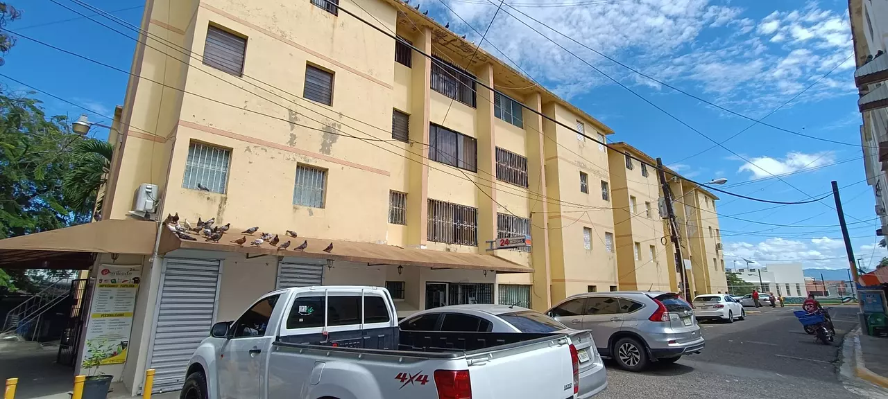 Corotos | Vendo 3er piso en la villa olímpica manzana E EDIFICIO 17 frente a la universida