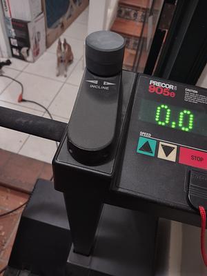 Corotos | Se vende maquina de caminar electrica marca Precor para ...
