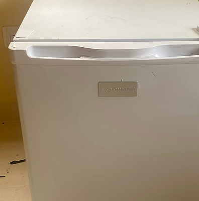 Corotos | Nevera Ejecutiva Tecnomaster 4,5 pies