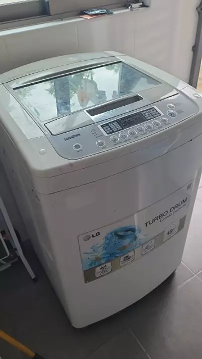 Corotos | Lavadora automática LG 16kg (35) libras. 23000