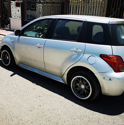 Corotos | Toyota Scion AX 2005 Hatchback en muy buenas condiciones