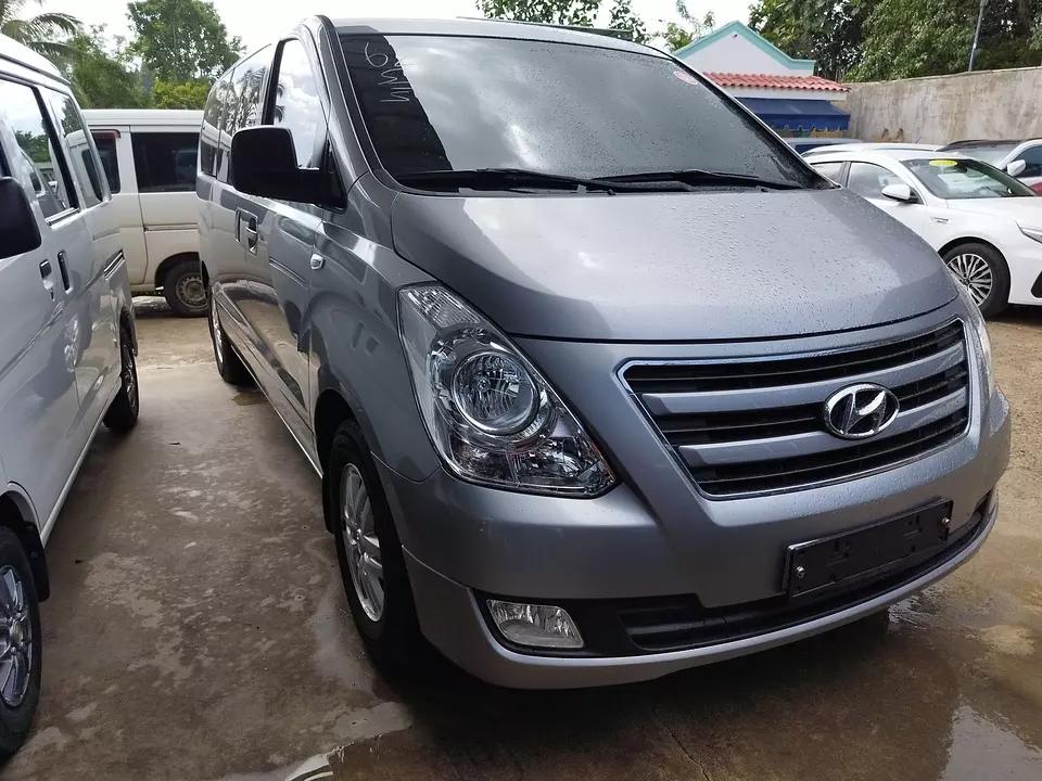 Corotos | Hyundai Starex 2017 Diesel 12 Pasajeros Automática ️