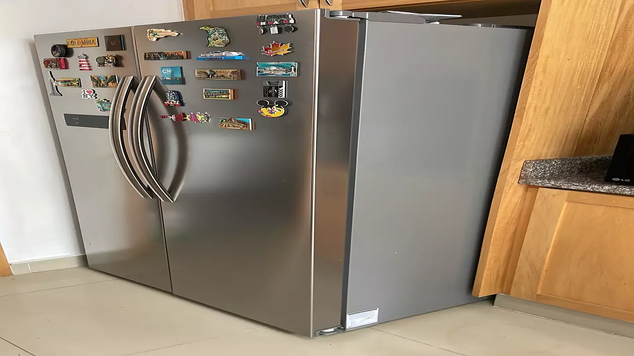 Corotos | Nevera 2 puertas Nedoca Inverter 20’