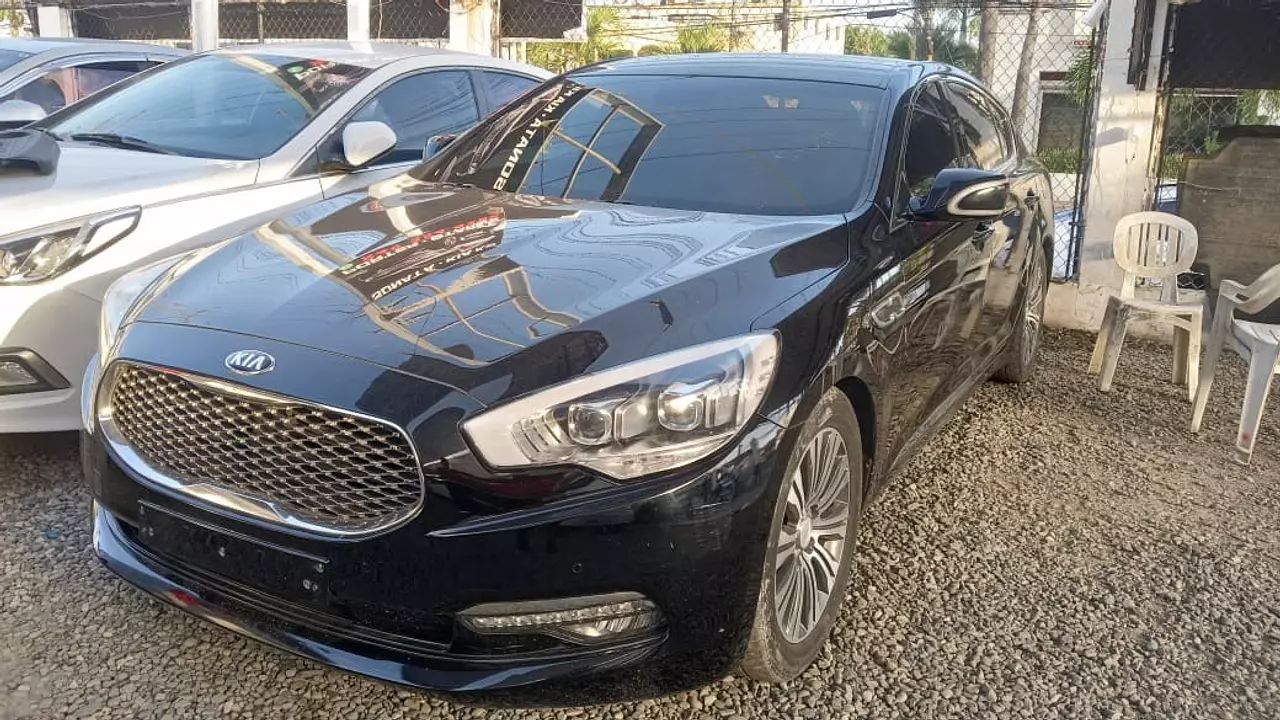 Corotos | KIA K5 NEGRO 2018