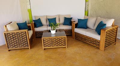 Corotos | GRAN MUEBLE DE TERRAZA EN MIMBRE Y ROBLE BRASILEÑO