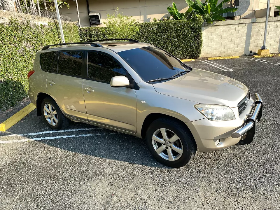 Corotos | Toyota RAV 4 (RAV4) RV4 2007 - La FULL! 4X4 De la DELTA COMERCIAL