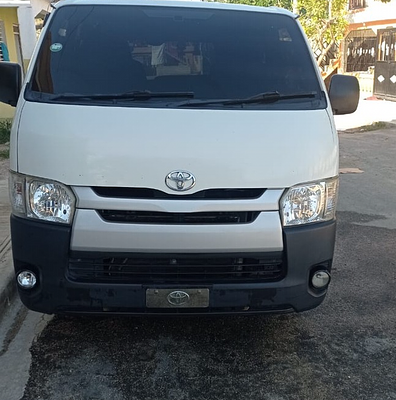 Corotos | Toyota Hiace 2014