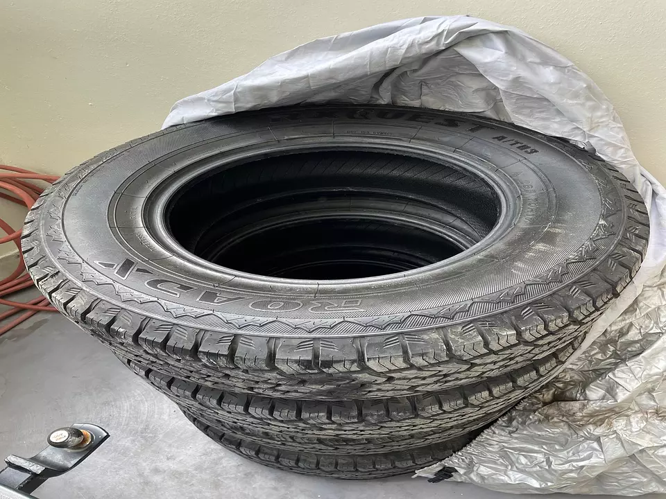 Corotos | 4 Gomas AT 265/70/17 NUEVOS