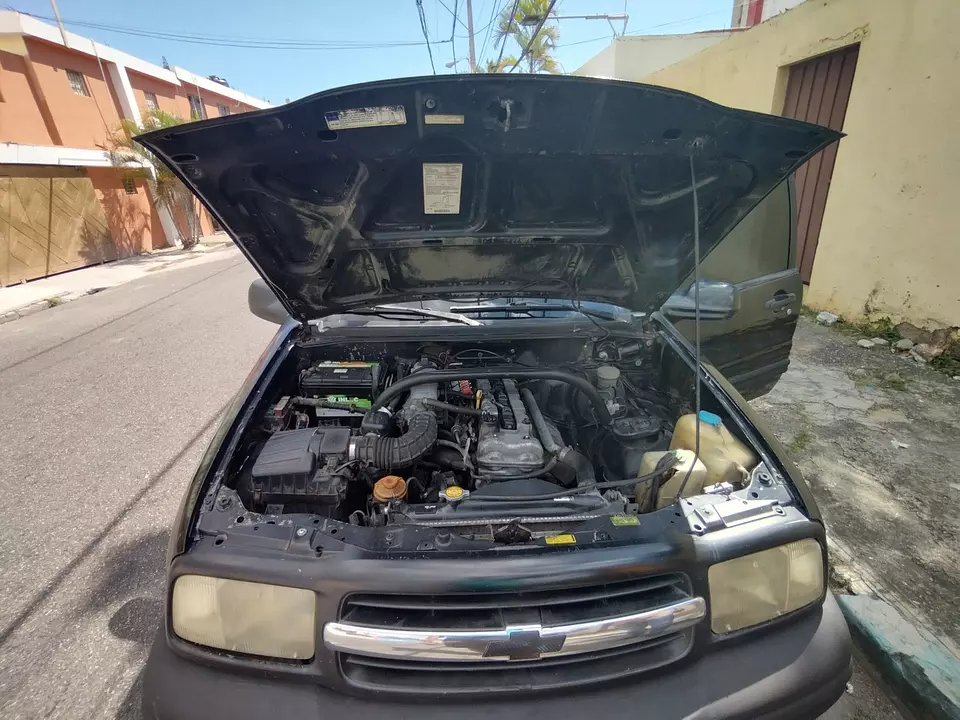 Corotos | Chevrolet Tracker 2001