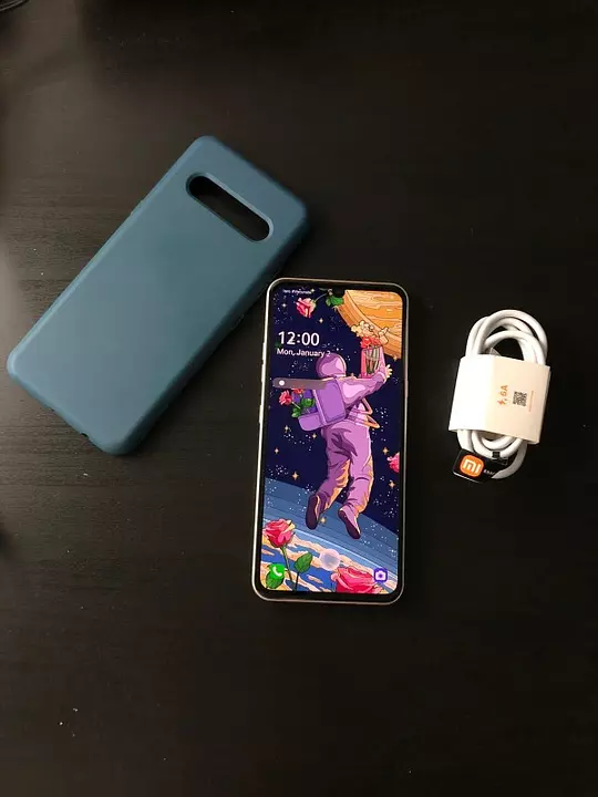 Corotos | LG V60 ThinQ 5G 128GB - 8RAM Open Box.