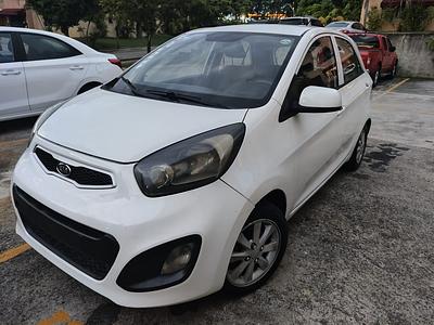 Corotos | Vendo Kia Picanto 2013, RD$300,000.00, no negociable.