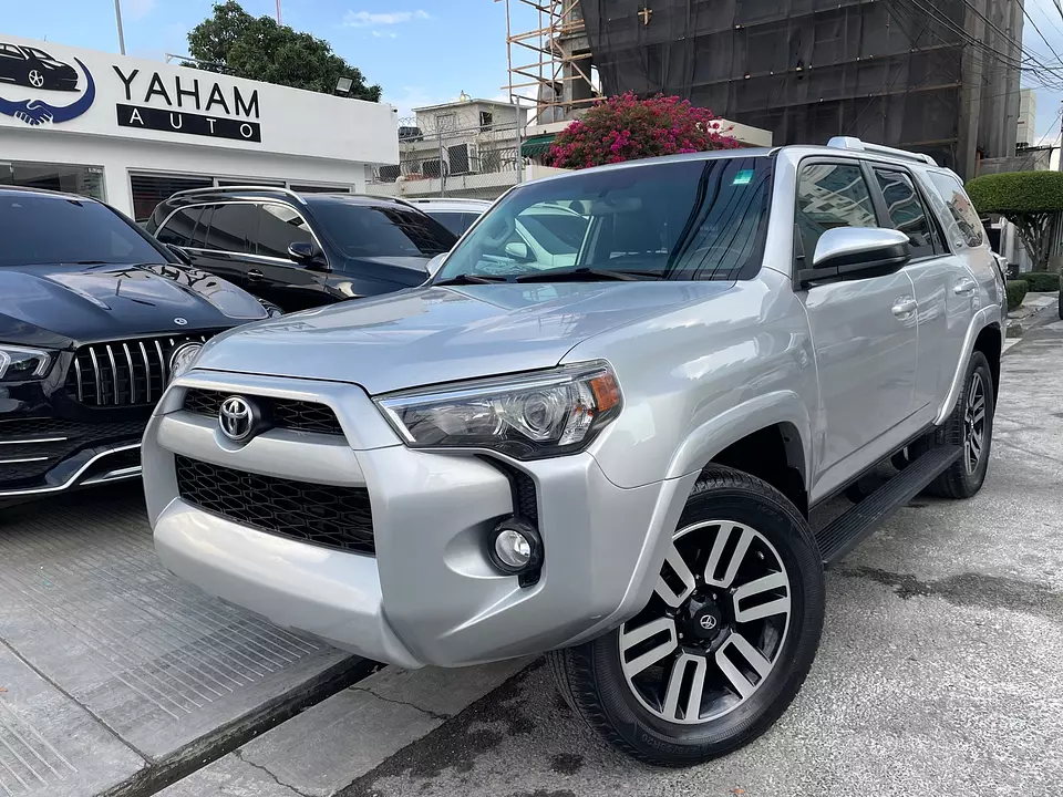 Corotos | Toyota 4Runner SR5 2017