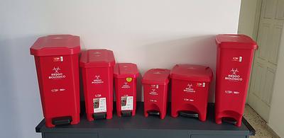 Corotos | Zafacones de reciclaje RIESGO BIOLOGICOS.