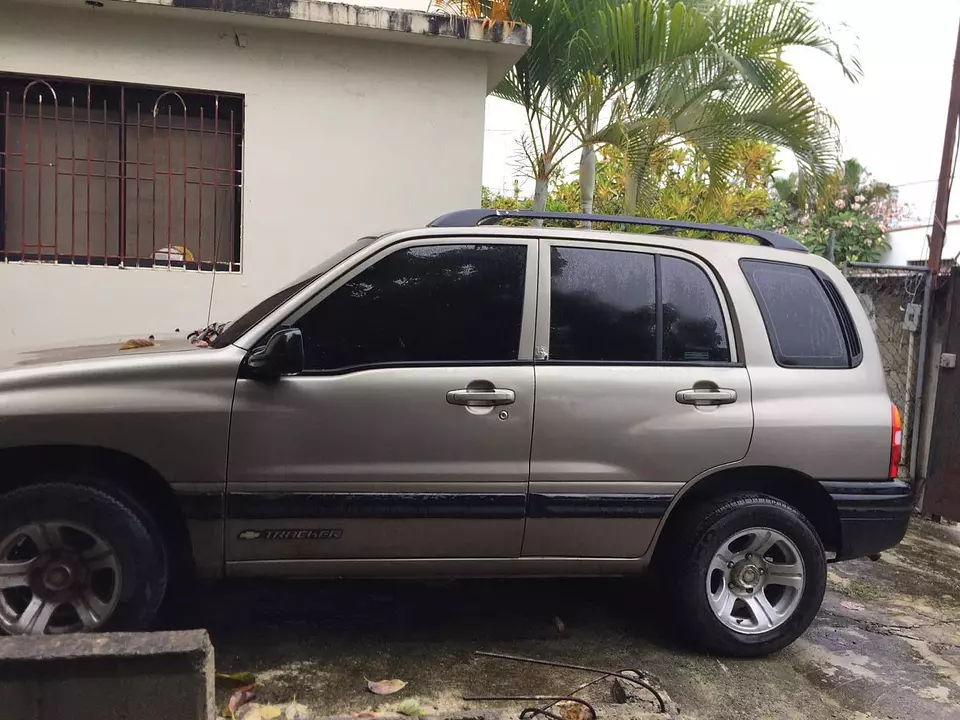 Corotos | Chevrolet Tracker 2002